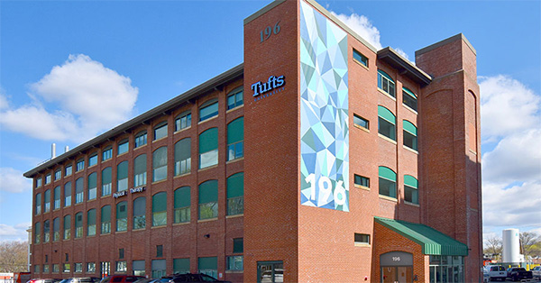 Available Now: 2,200 SF Lab in Medford